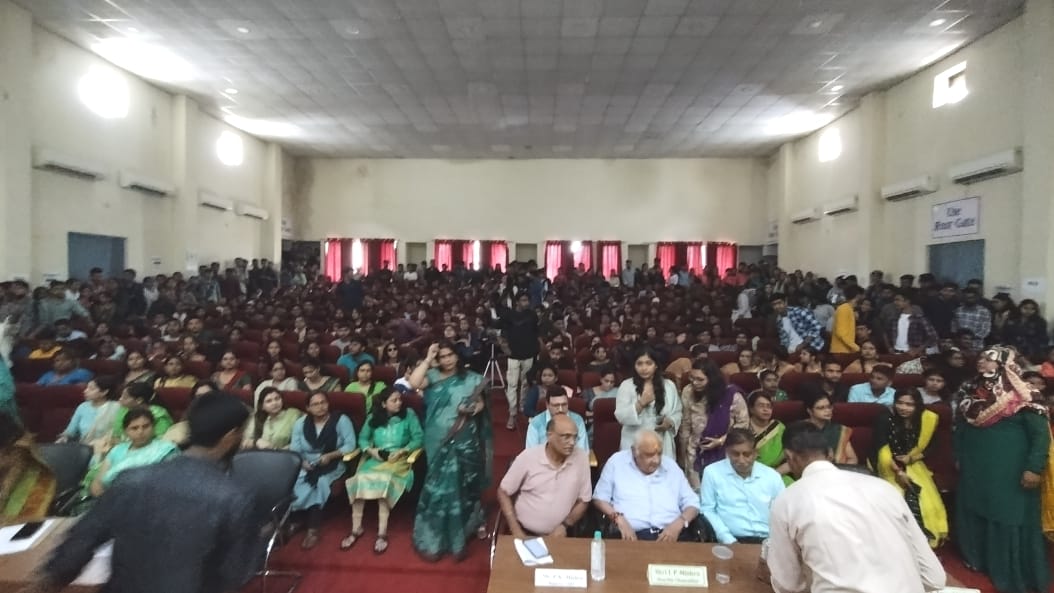 Yukti Netam became the winner of 'Barkha' dance competition - Shri ...